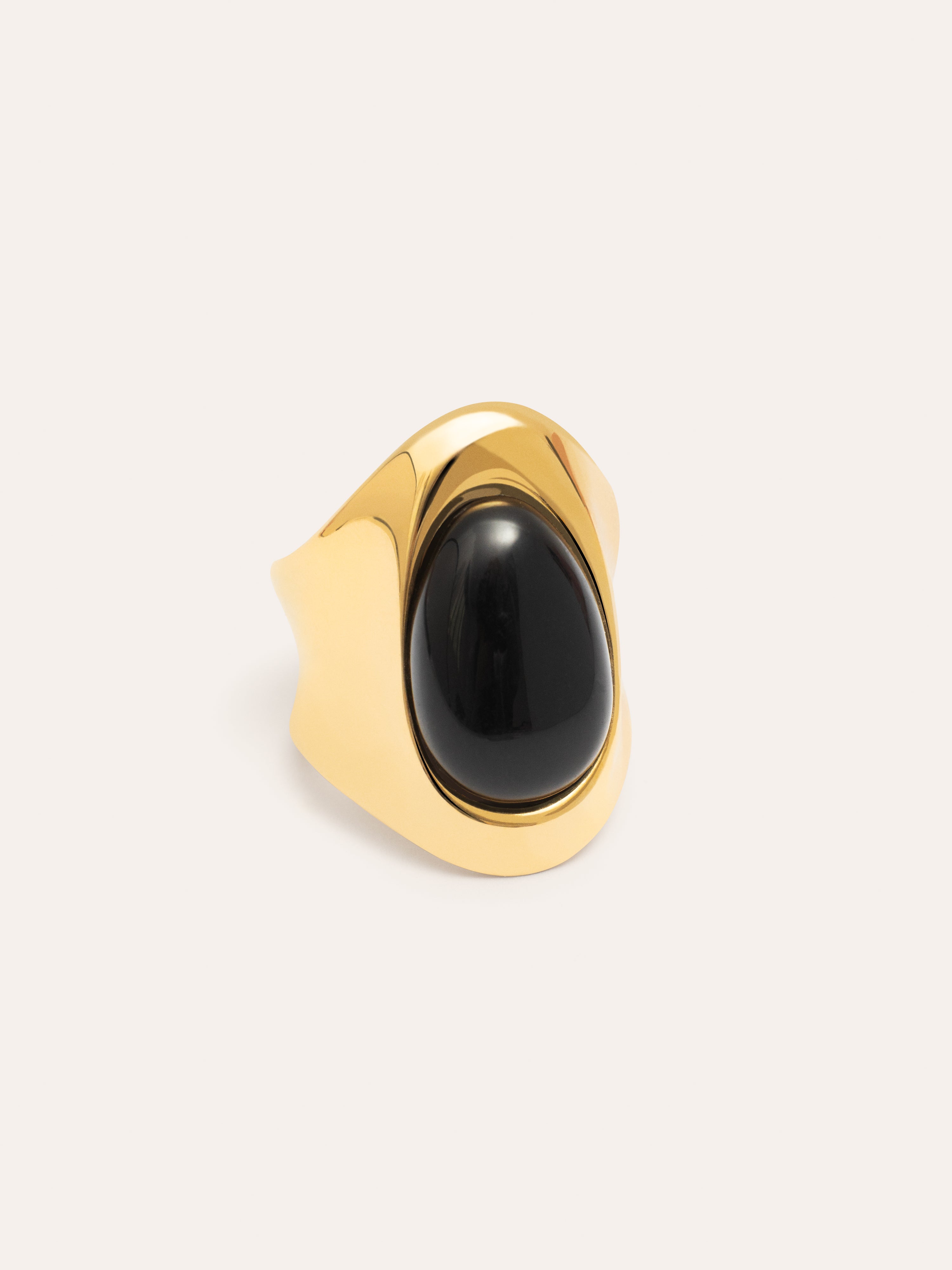 My maxi Onyx Stainless Steel Gold Ring – SINGULARU