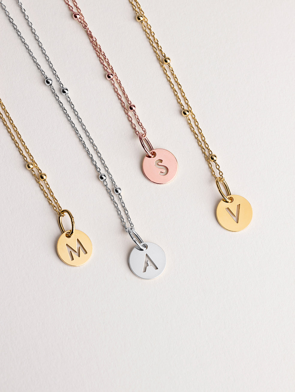 Mini Medallion Silver Necklace – SINGULARU